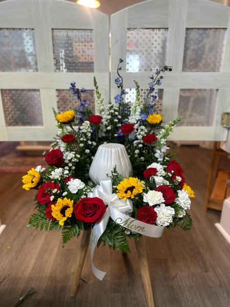 Urn Wreath- The Lindemuth – Flowers By Evelyn